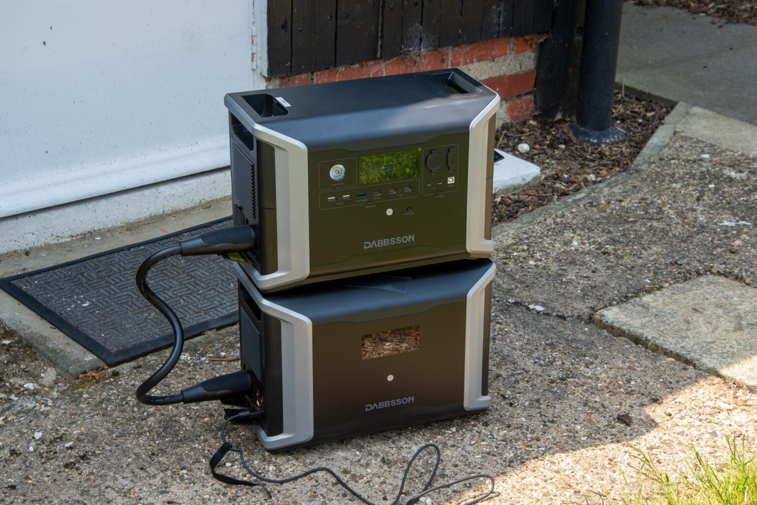 The Best Off-Grid Communication Devices Reviewed - Off The Beaten Grid